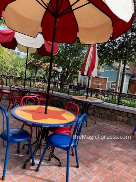 The Best Places to Relax in the Walt Disney World Theme Parks