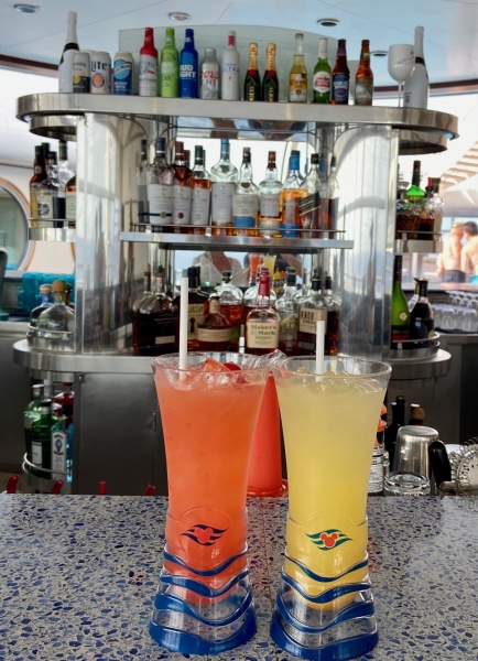 Bars and Lounges on the Disney Dream