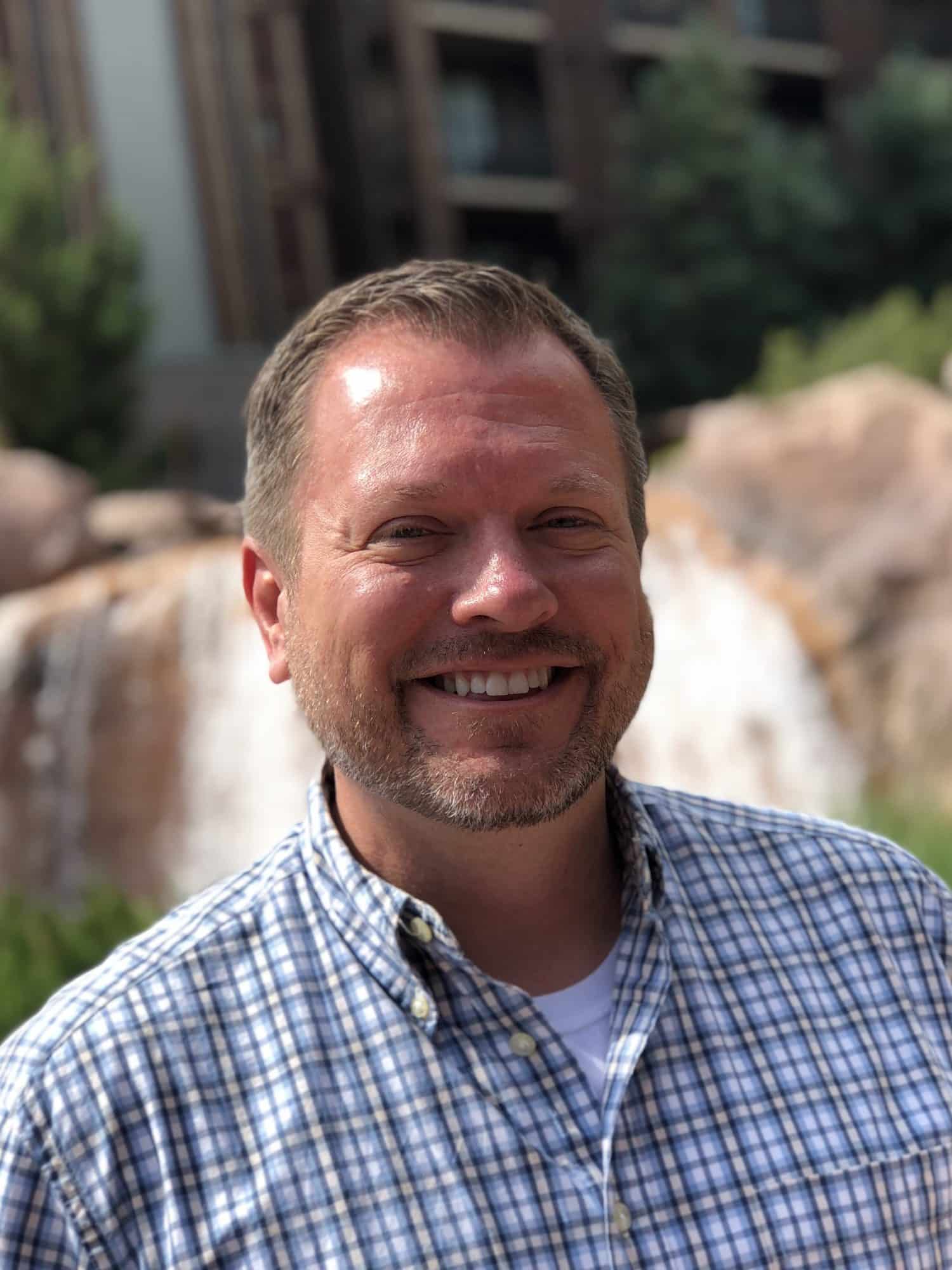 Meet Steve Baker - The Magic For Less - The Magic For Less Travel