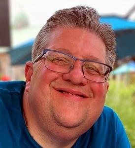 Meet Our Travel Agents - The Magic For Less Travel